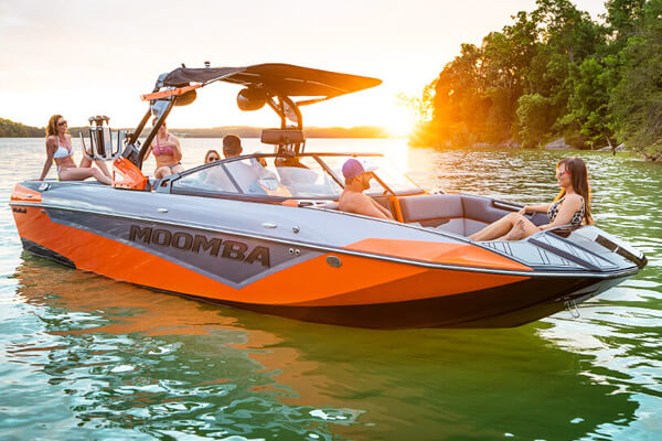 Okoboji Boat Works Cruises